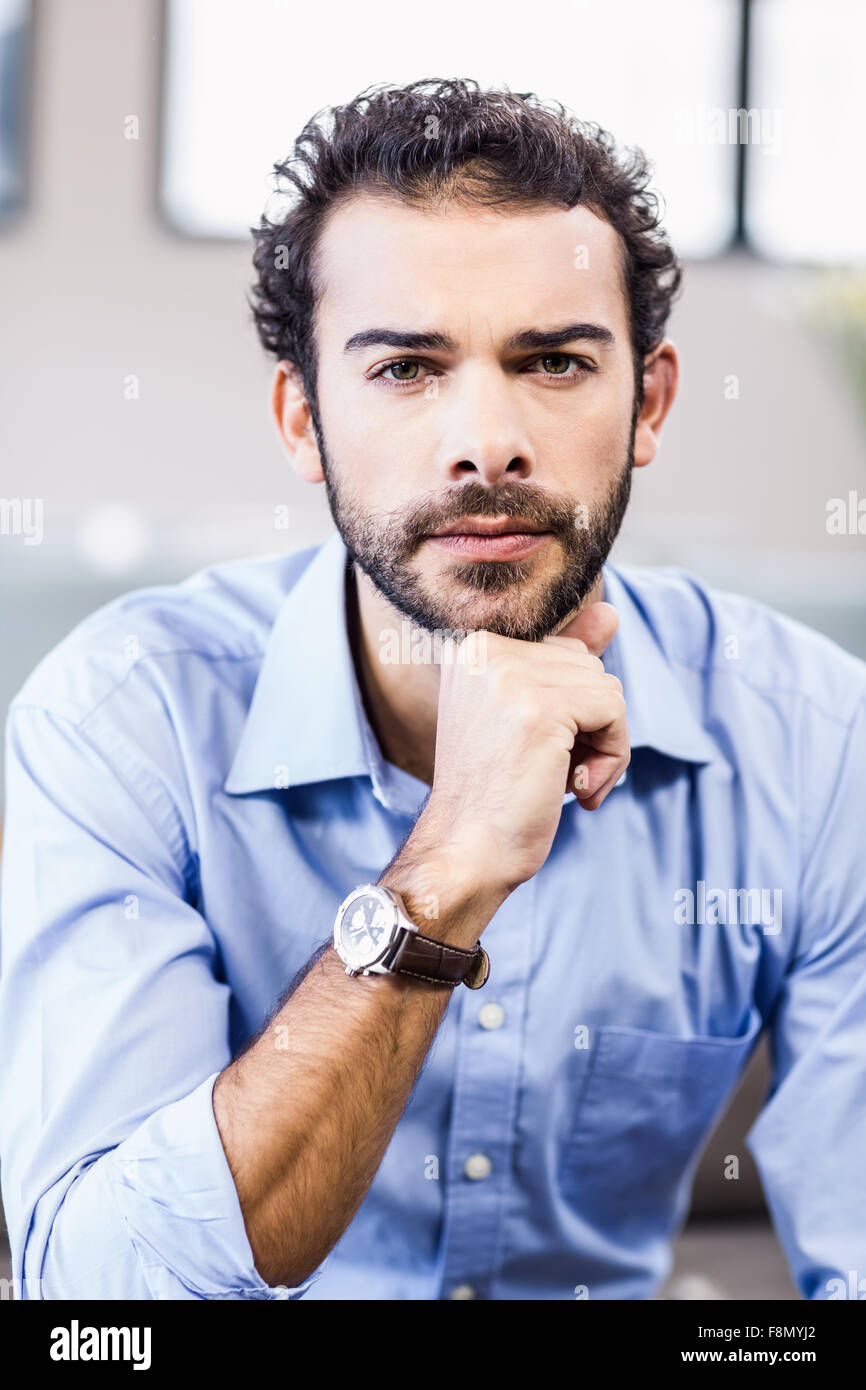 Man looking into camera hi-res stock photography and images - Alamy