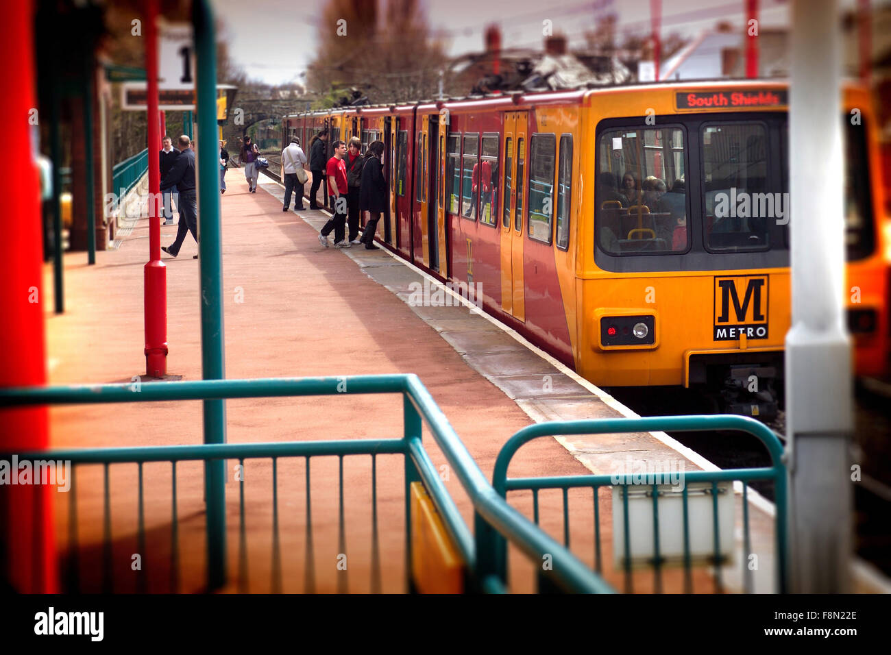 Newcastle Metro train at West Jesmond station Stock Photo - Alamy