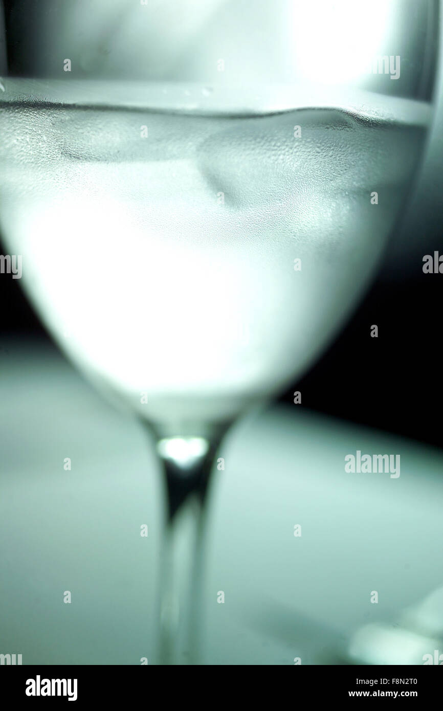Cool glass of water / Refreshing drink Stock Photo - Alamy