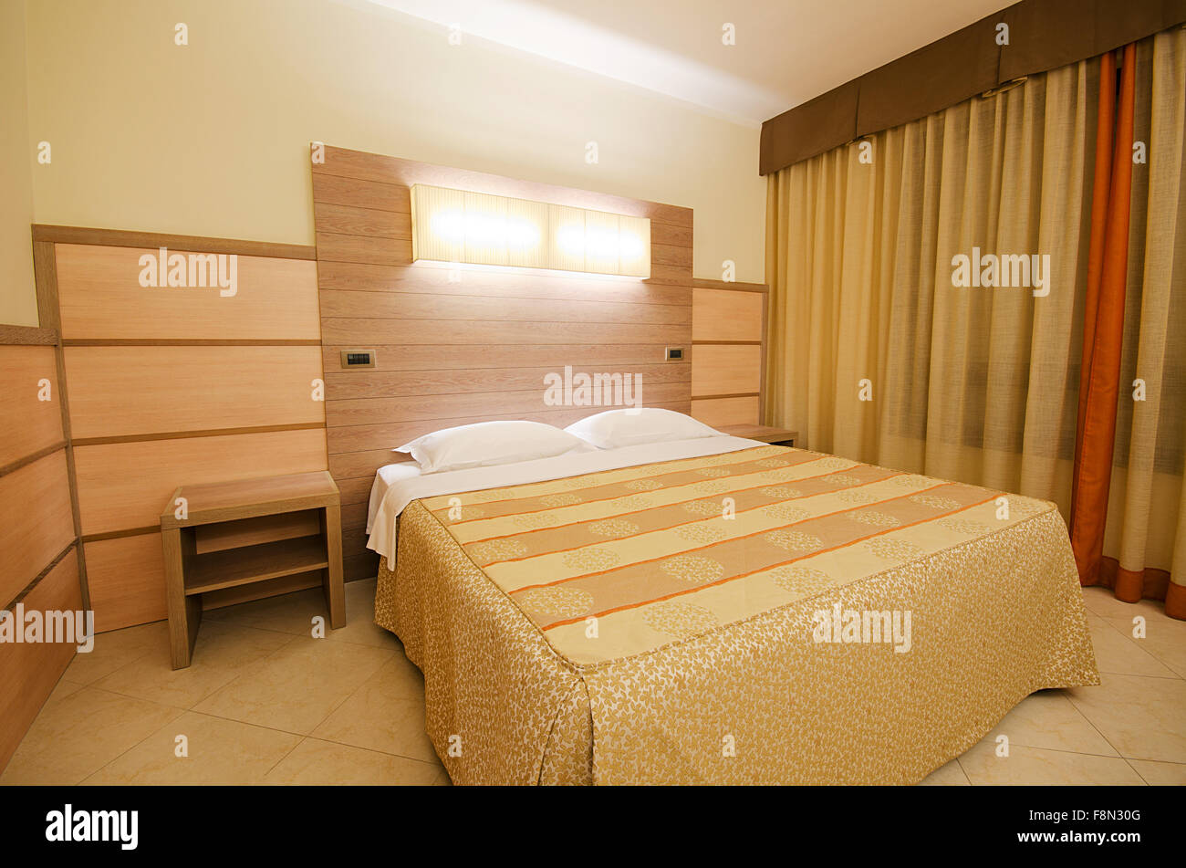 Double bed in the modern room Stock Photo - Alamy