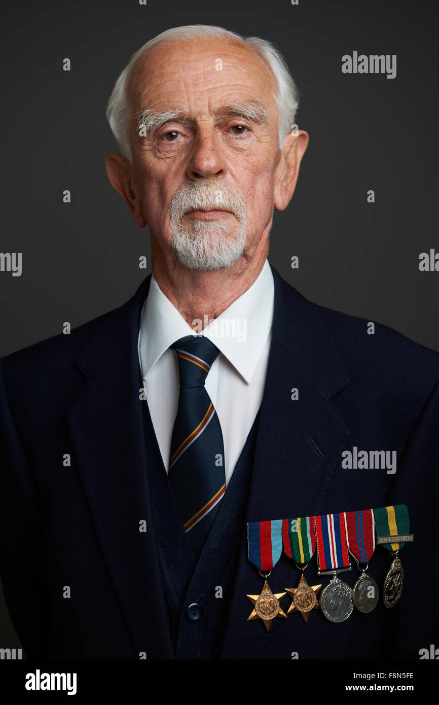 Soldier wearing medals hi-res stock photography and images - Alamy