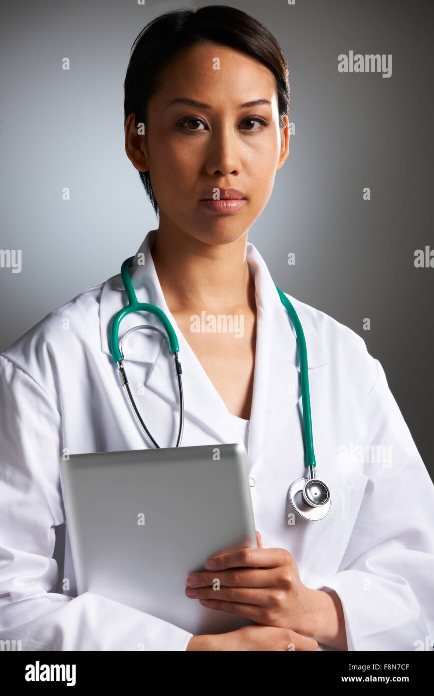 Doctor shot hi-res stock photography and images - Alamy