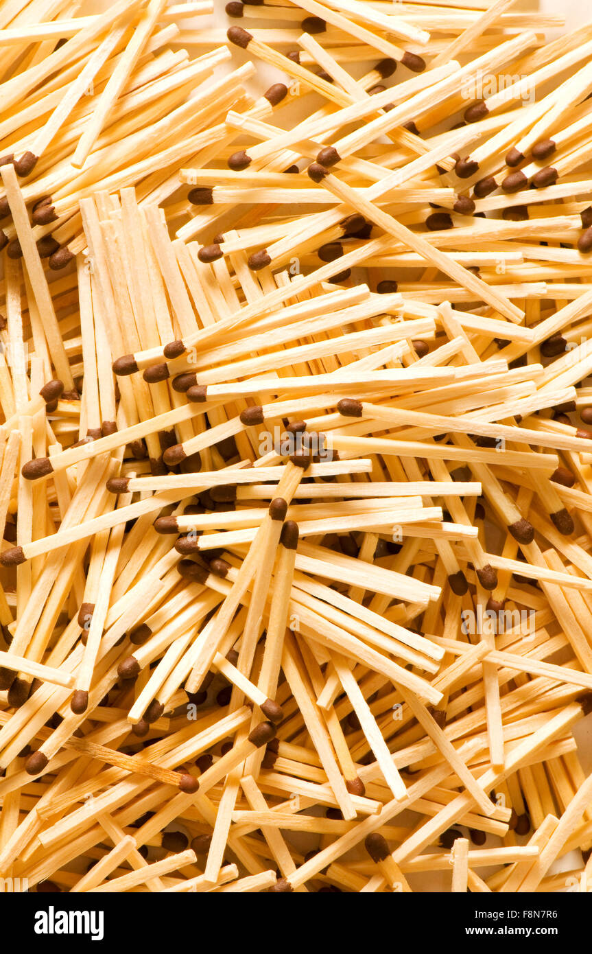 Group of wooden matches arranged as background Stock Photo - Alamy
