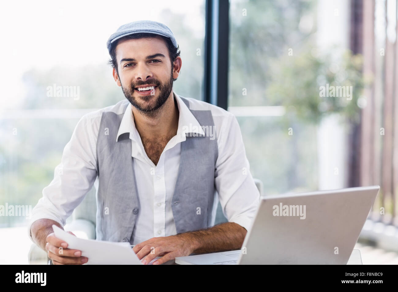 Document typing hi-res stock photography and images - Alamy