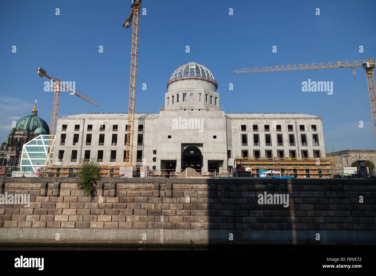 Reconstruction of city castle in Berlin 2015 Stock Photo - Alamy