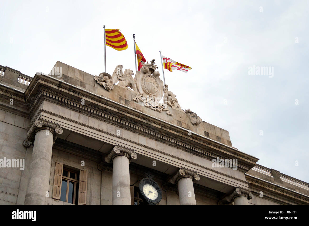 Barcelona city hall building (Ajuntament de Barcelona Stock Photo - Alamy