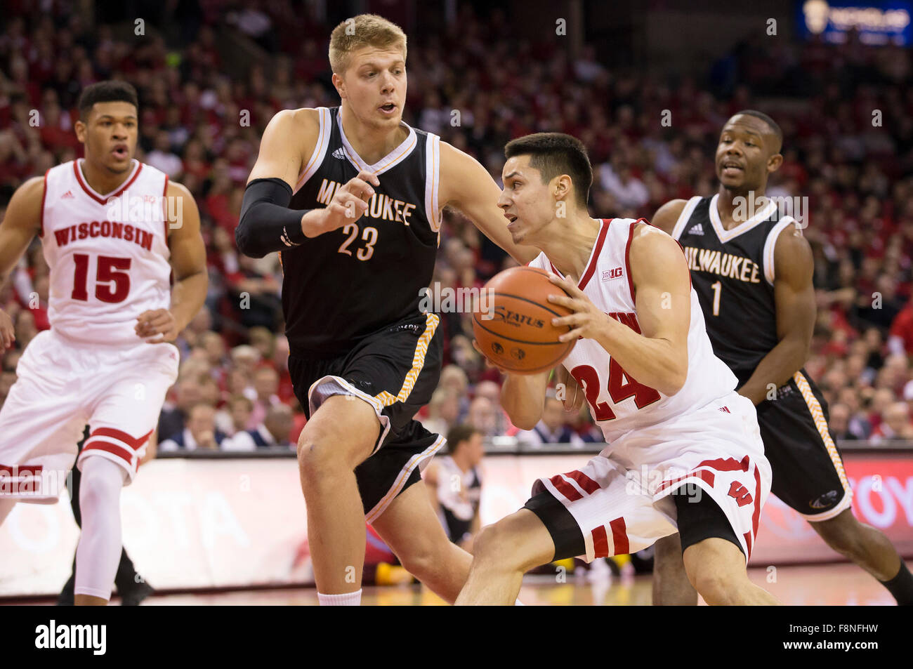 Madison, WI, USA. 9th Dec, 2015. Wisconsin Badgers guard Bronson Koenig ...