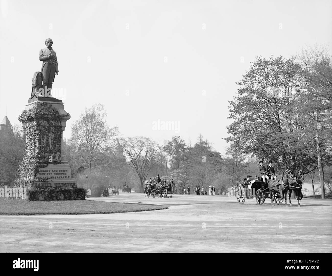 The Driveway, Central Park, New York City, USA, circa 1900 Stock Photo ...