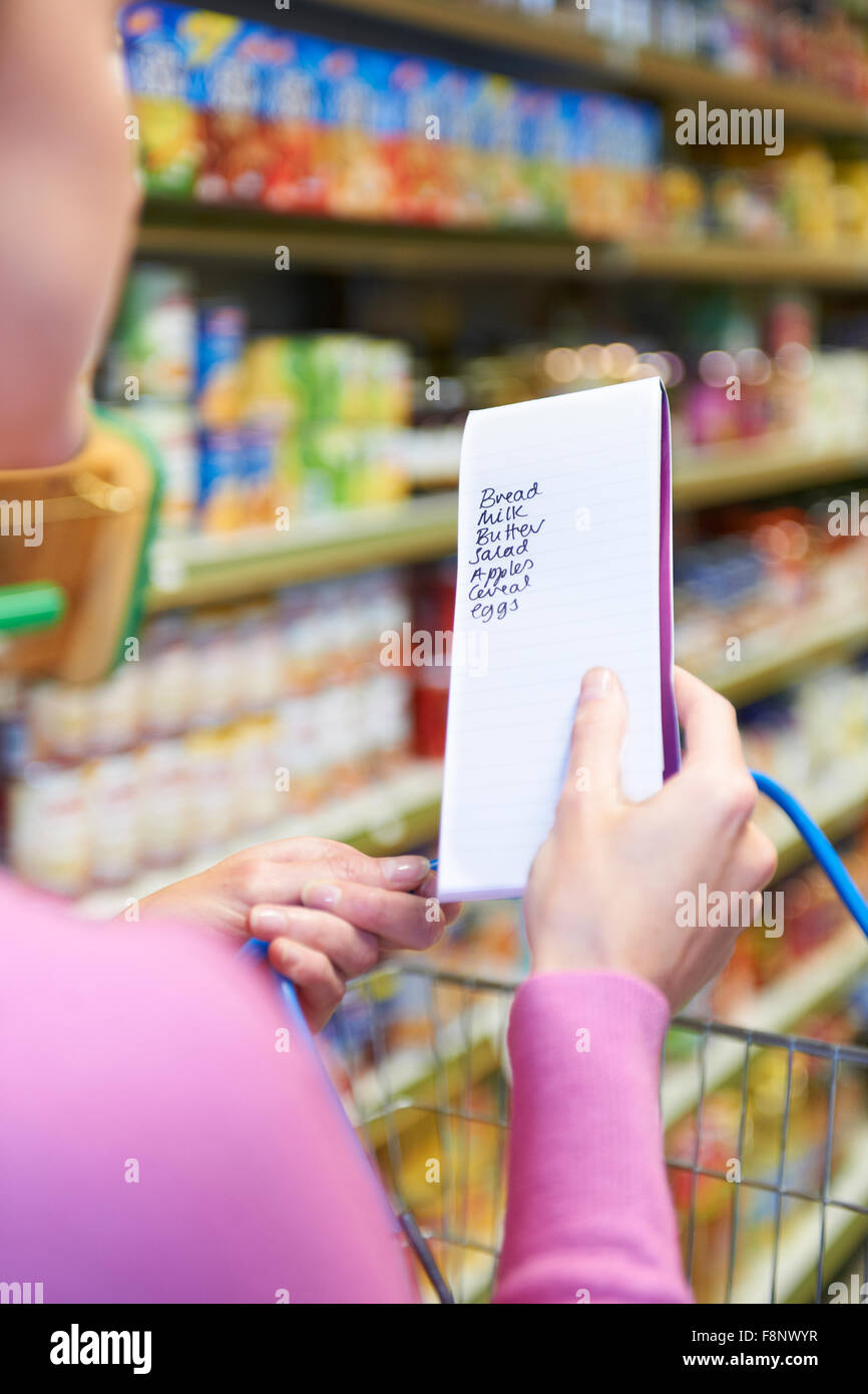 Shopping List High Resolution Stock Photography and Images - Alamy