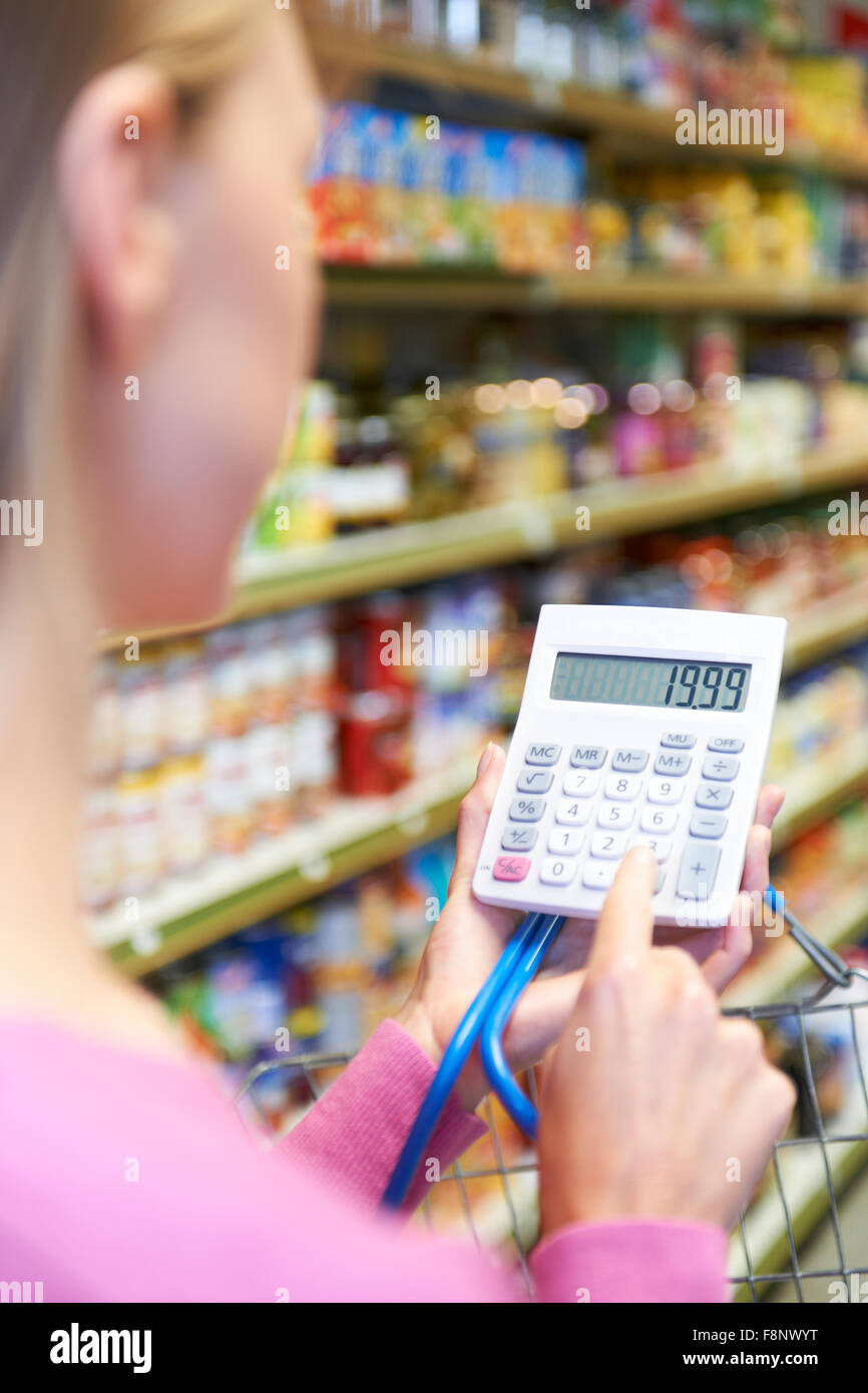 Shopping calculator hi-res stock photography and images - Alamy