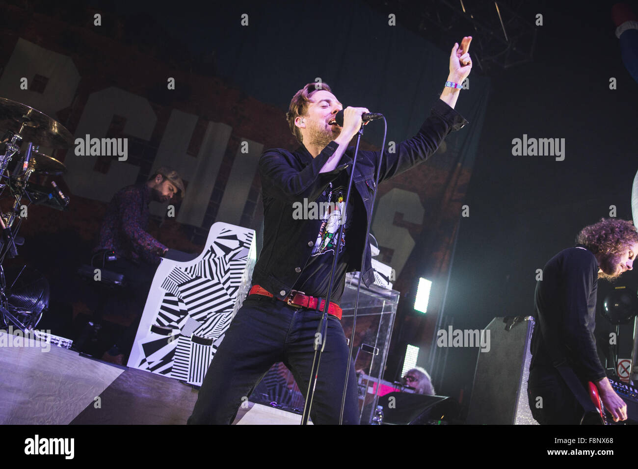 Leeds, UK. 10th Dec, 2015. The Kaiser Chiefs perform a hometown charity ...