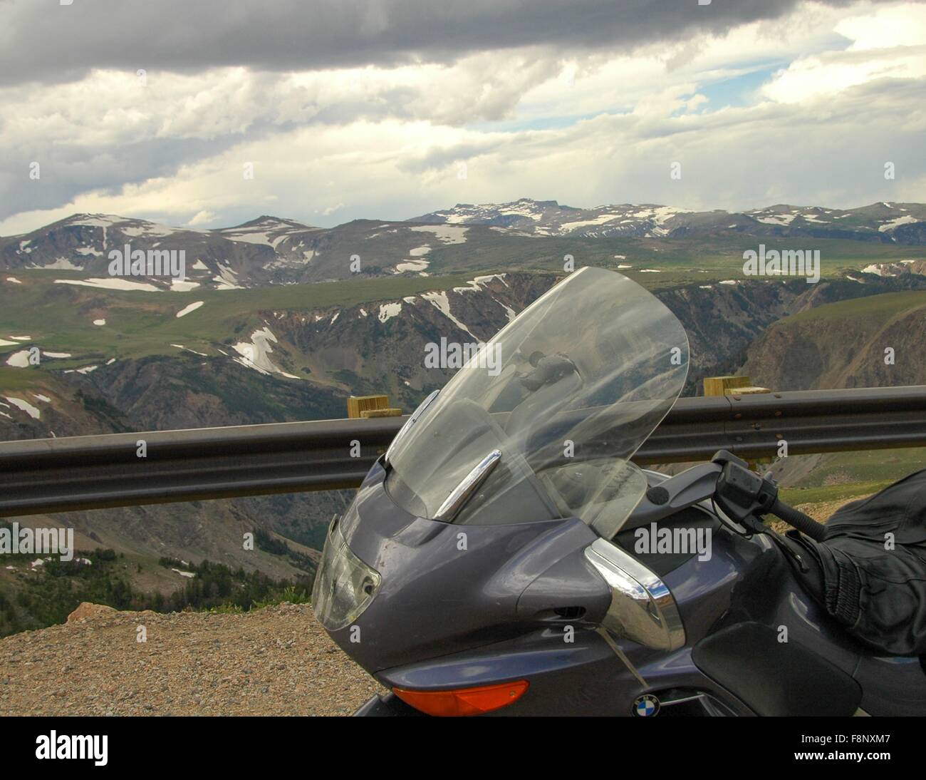 Bear tooth pass highway hi-res stock photography and images - Alamy