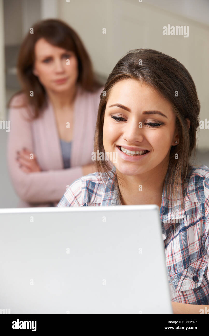 Concerned mother hi-res stock photography and images - Alamy