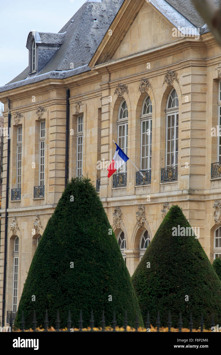 The French tri-color national flag flies outside the Paris Military ...