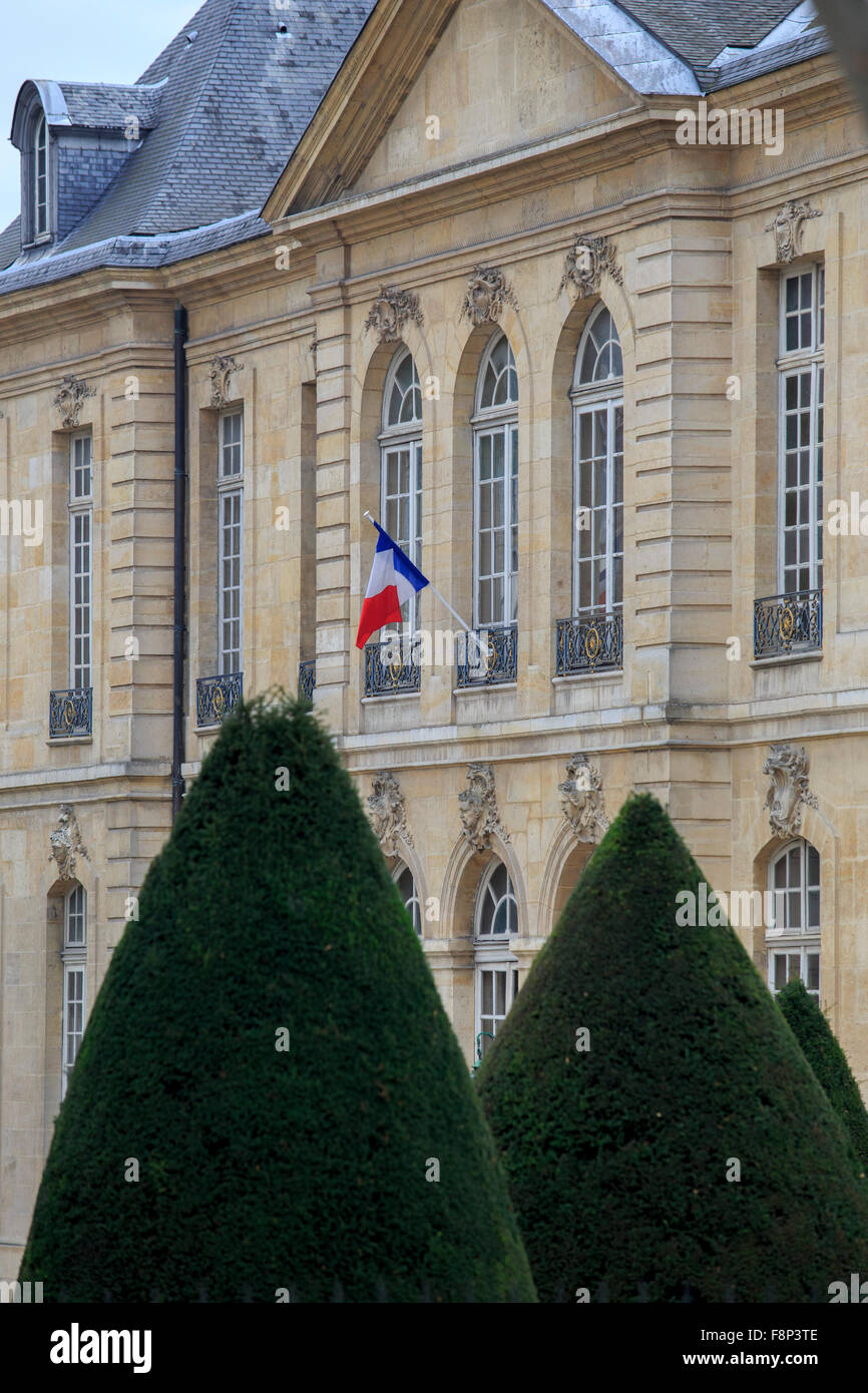 The French tri-color national flag flies outside the Paris Military ...