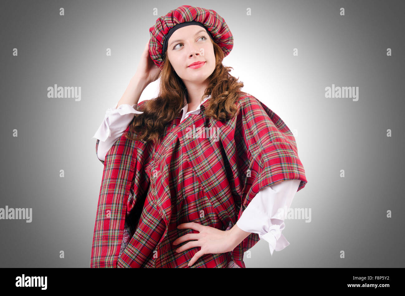 Young woman in traditional scottish clothing Stock Photo - Alamy