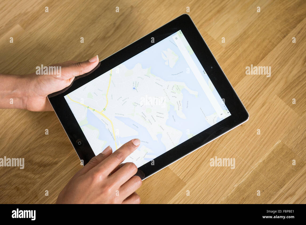 Tablet map hi-res stock photography and images - Alamy