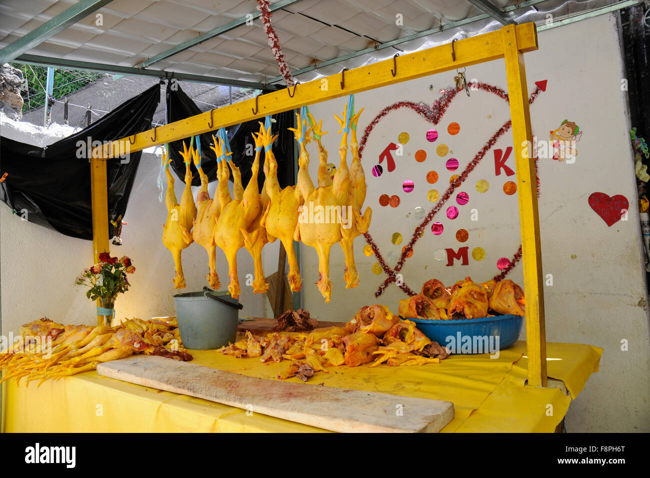 Chickens being sold by street vendor in Acapulco, Mexico Stock Photo ...