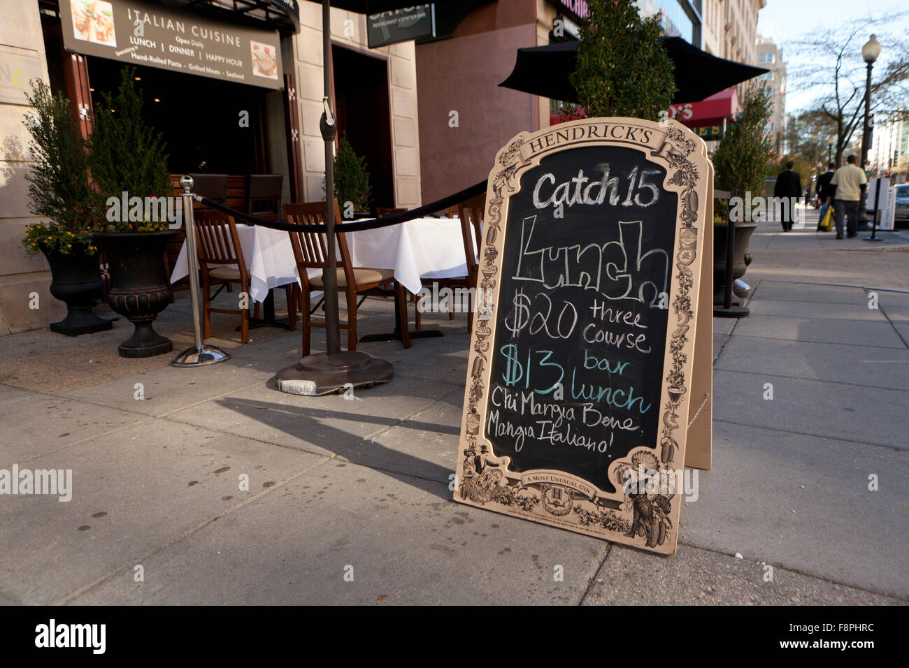 Lunch Sign High Resolution Stock Photography and Images - Alamy