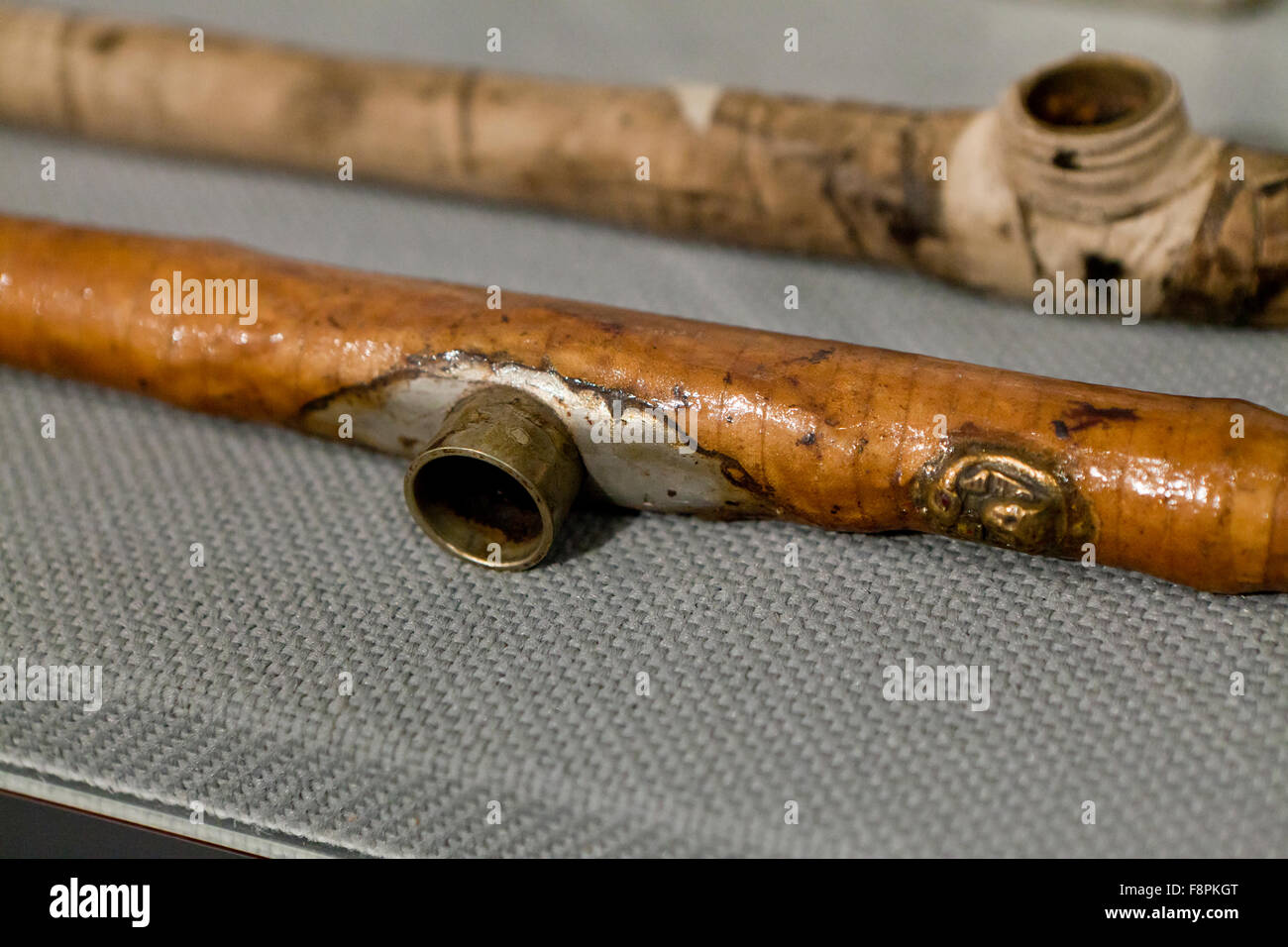 Opium pipe hi-res stock photography and images - Alamy