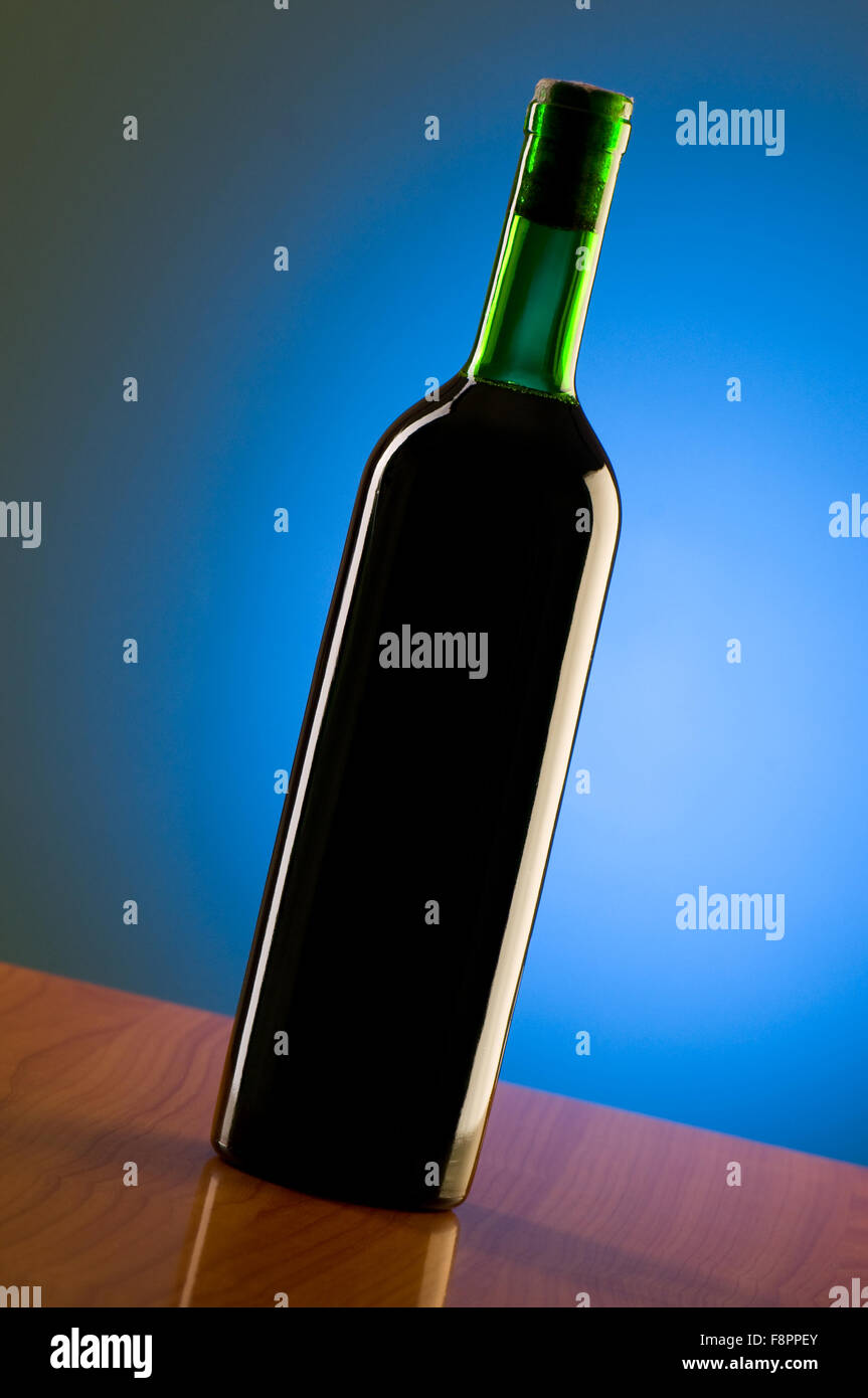 Wine concept with gradient background Stock Photo - Alamy