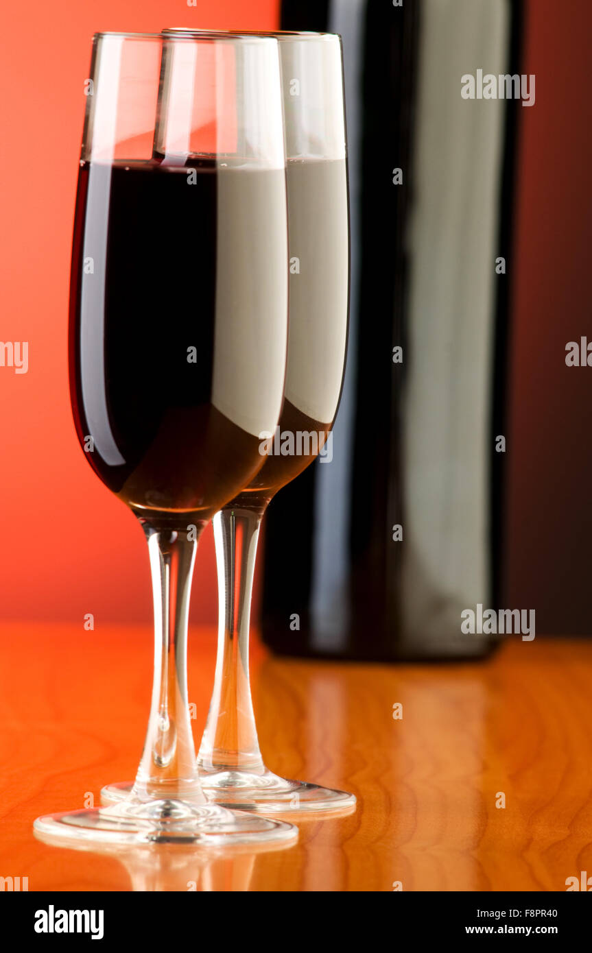 Wine concept with gradient background Stock Photo - Alamy