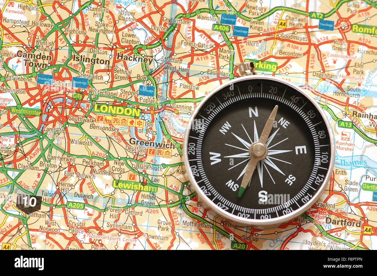 Old map london compass hi-res stock photography and images - Alamy