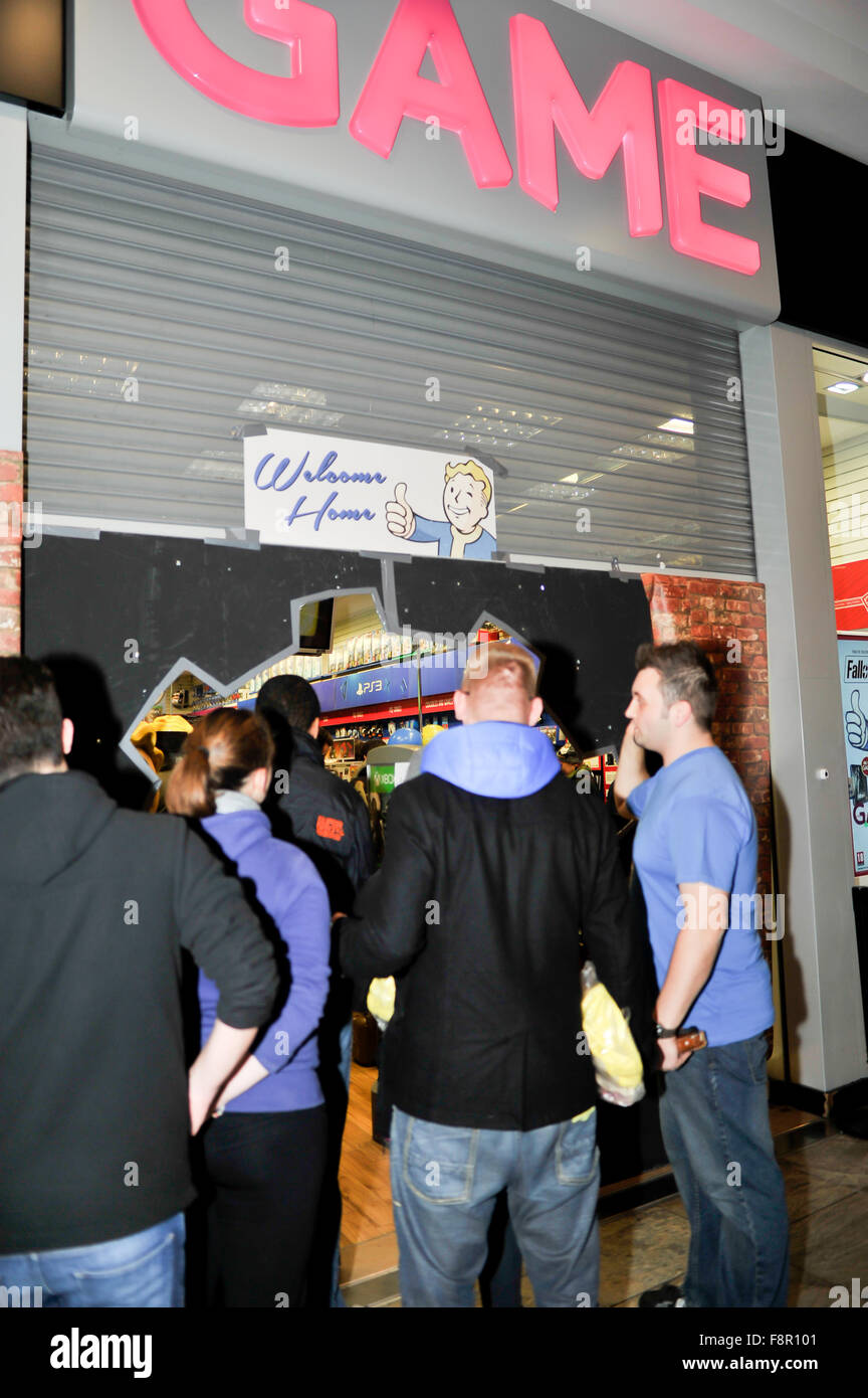 'Fallout 4' video game launch at the GAME store in the Bullring ...