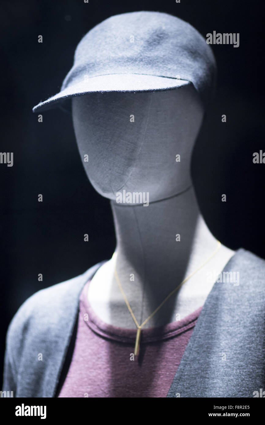 Shop dummy fashion mannequin in department store boutique window ...