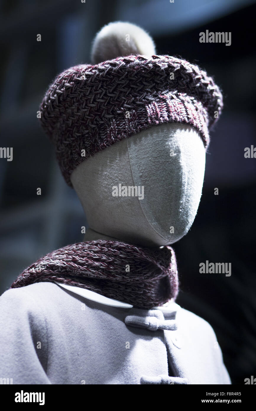 Shop dummy fashion mannequin in department store boutique window ...