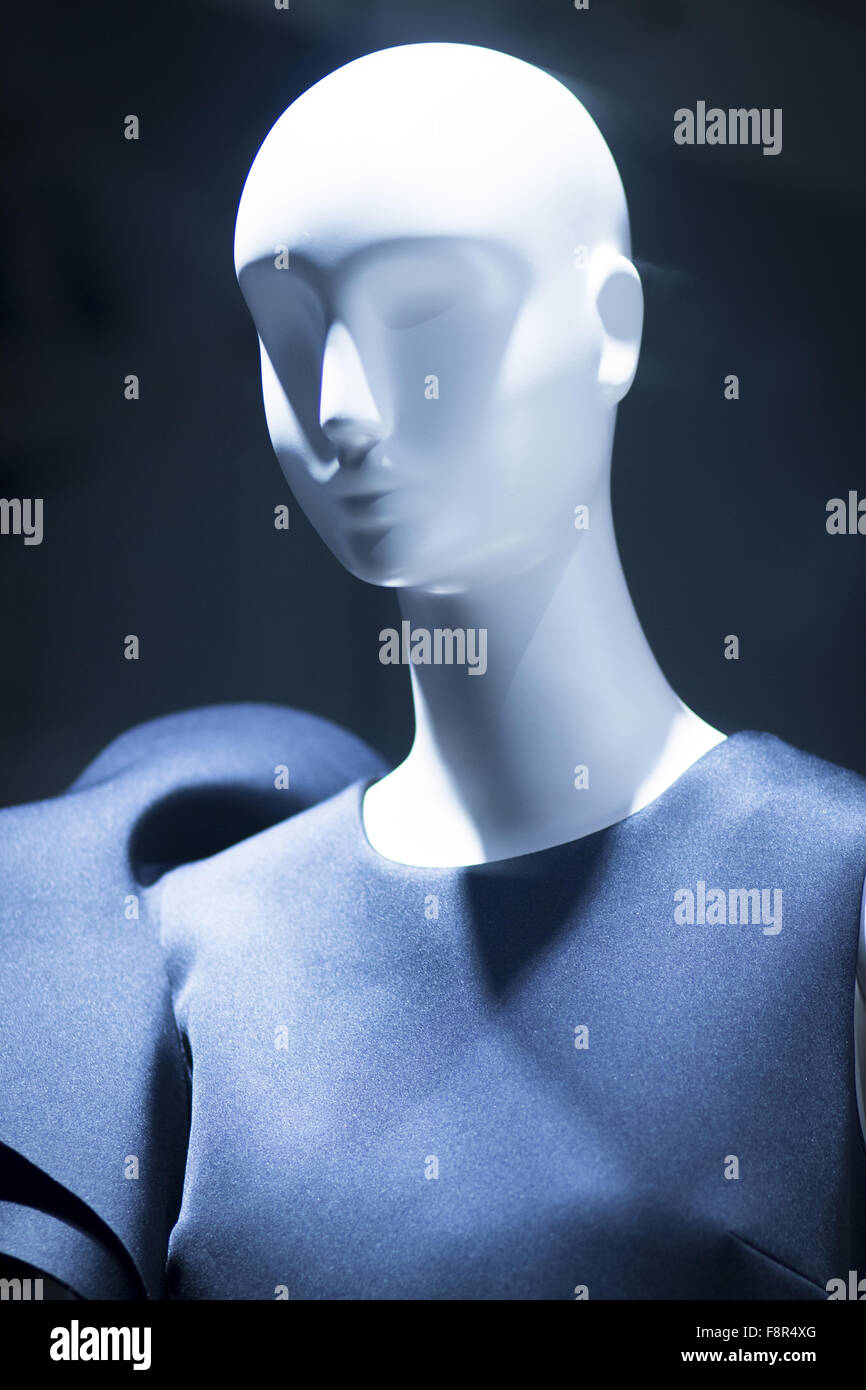 Shop dummy fashion mannequin in department store boutique window ...