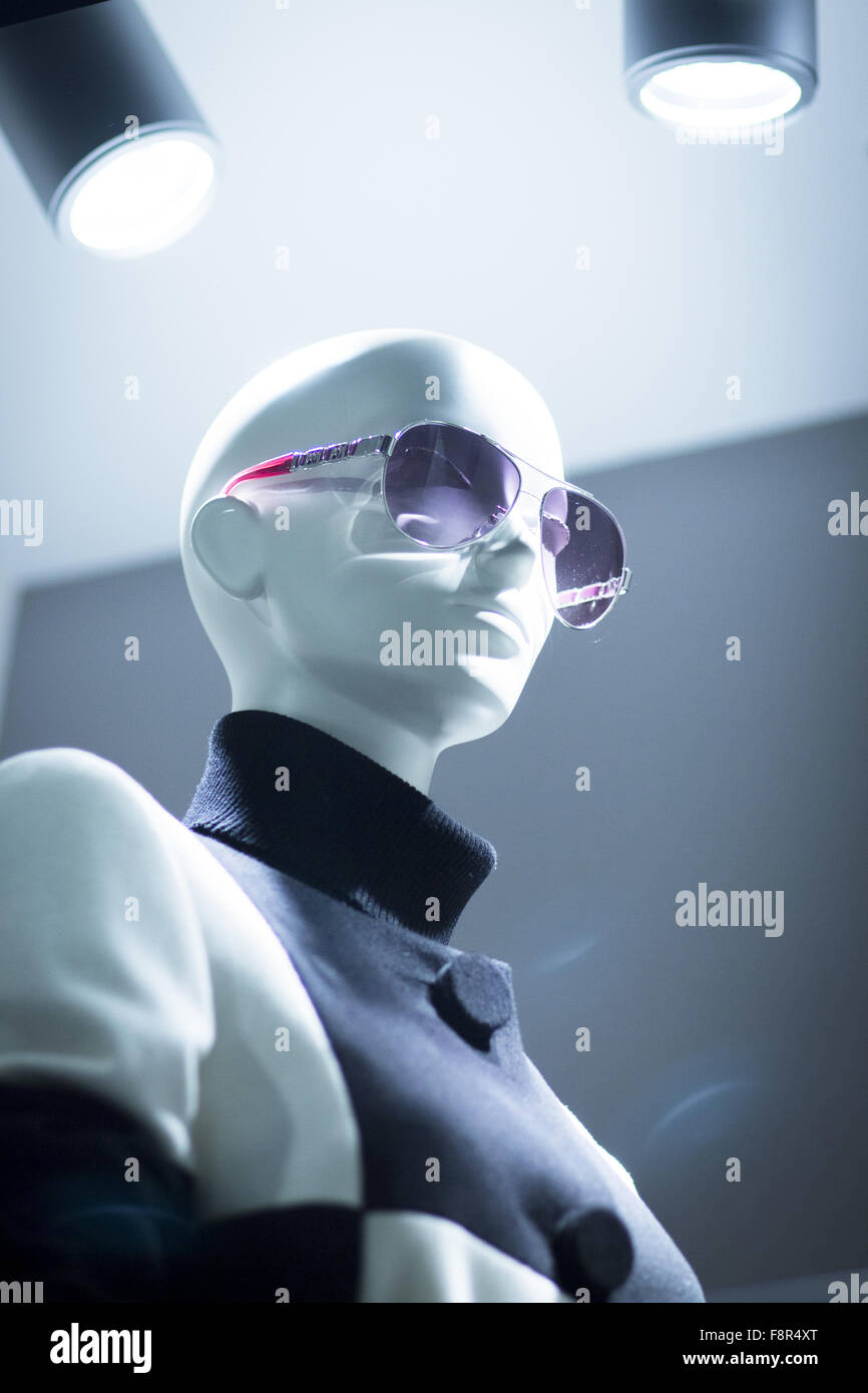 Shop dummy fashion mannequin in department store boutique window ...