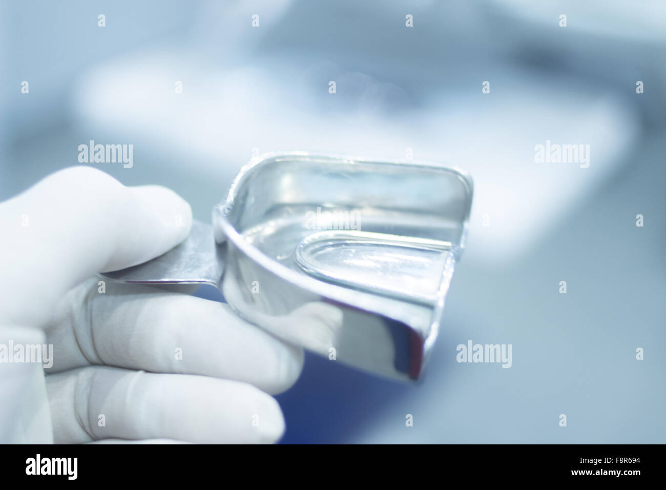 Metal dental mold dentist clay teeth plate ceramic colored cast model ...