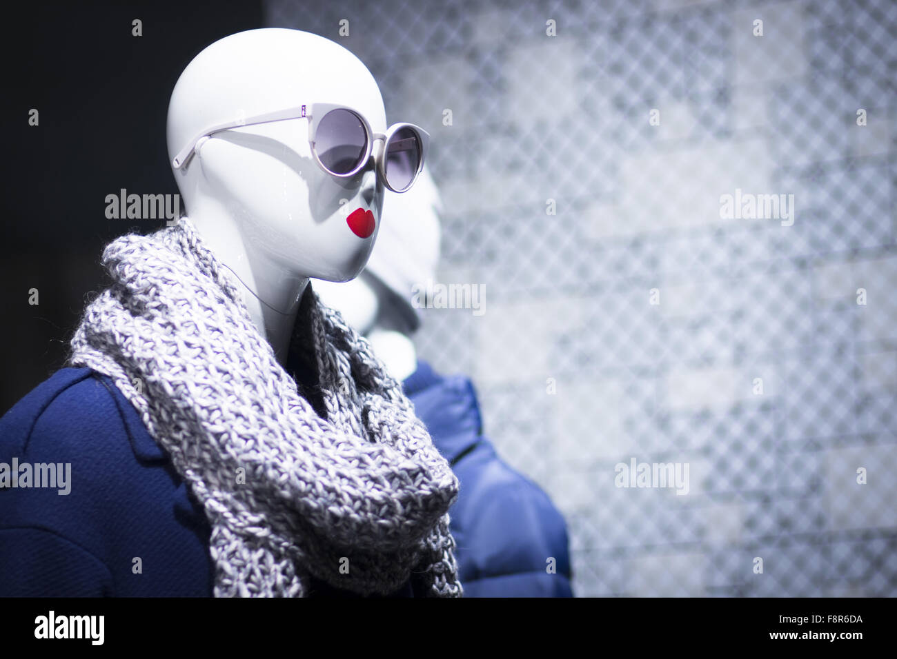 Shop dummy fashion mannequin in department store boutique window ...