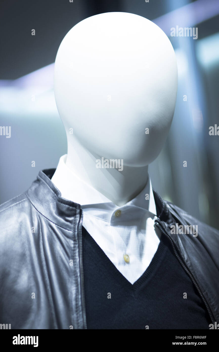 Shop dummy fashion mannequin in department store boutique window ...