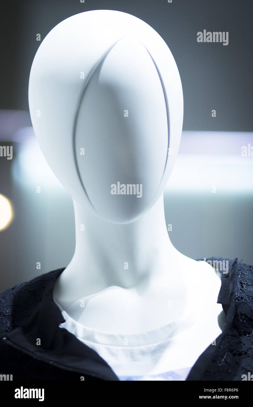 Shop dummy fashion mannequin in department store boutique window ...