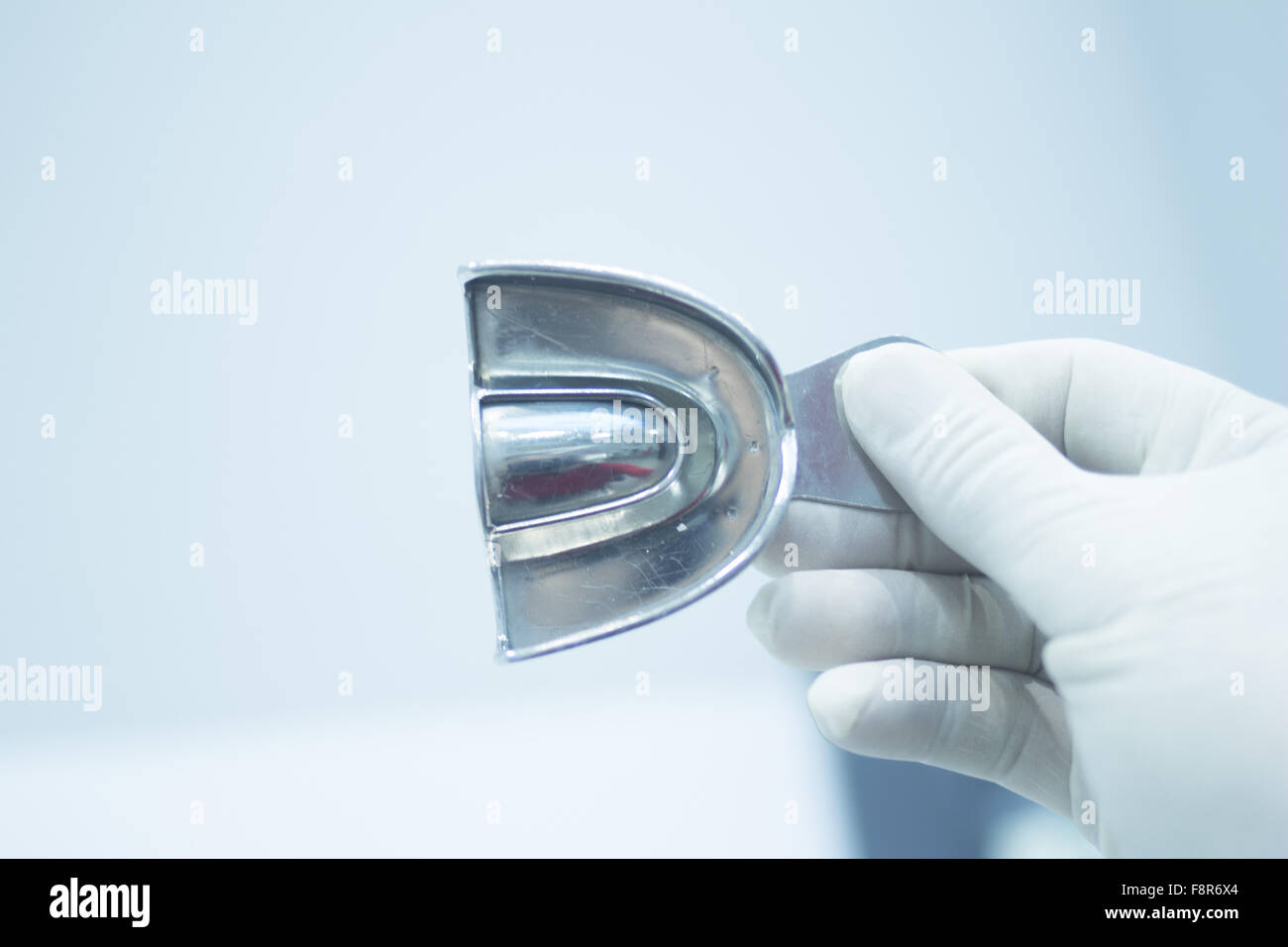 Metal dental mold dentist clay teeth plate ceramic colored cast model ...