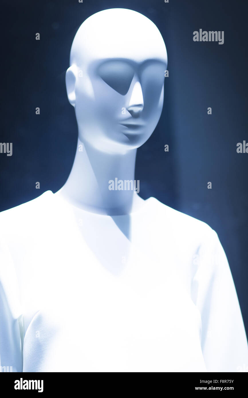 Shop dummy fashion mannequin in department store boutique window ...