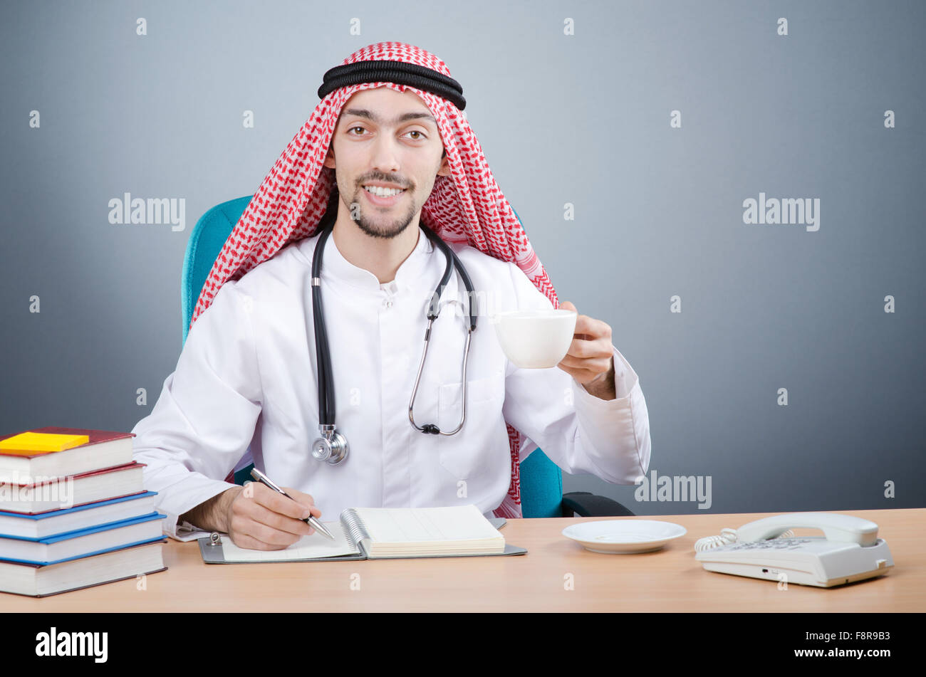 Arab doctor working in hospital Stock Photo - Alamy