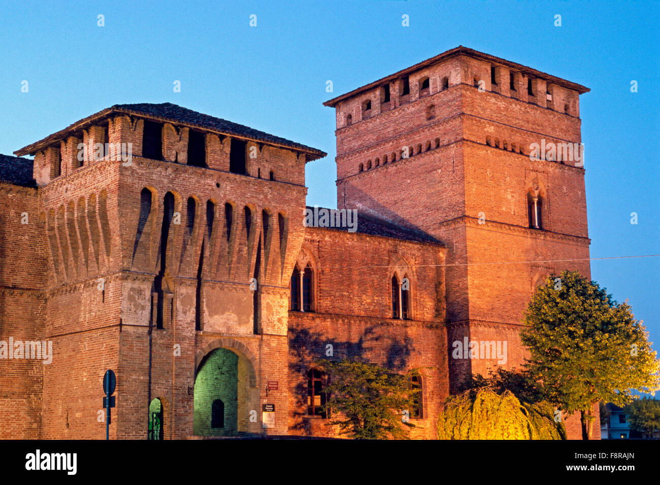 Castello visconteo hi-res stock photography and images - Alamy