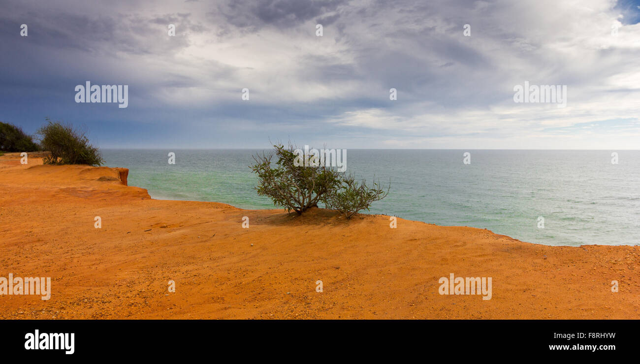 Cliff at the beach hi-res stock photography and images - Alamy