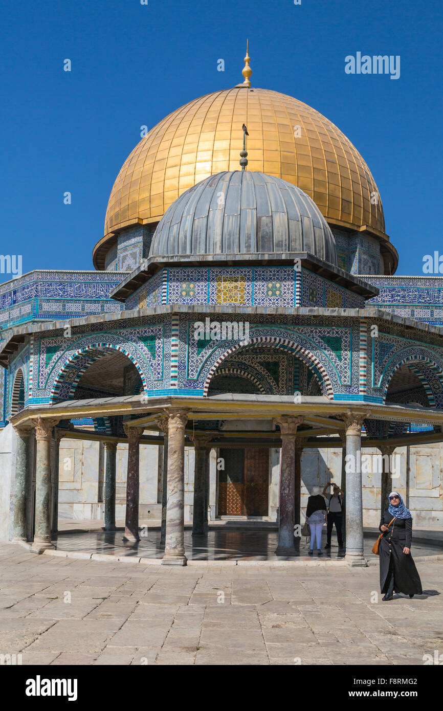The Dome of the Rock, a Muslim shrine on the Temple Mount in Jerusalem ...