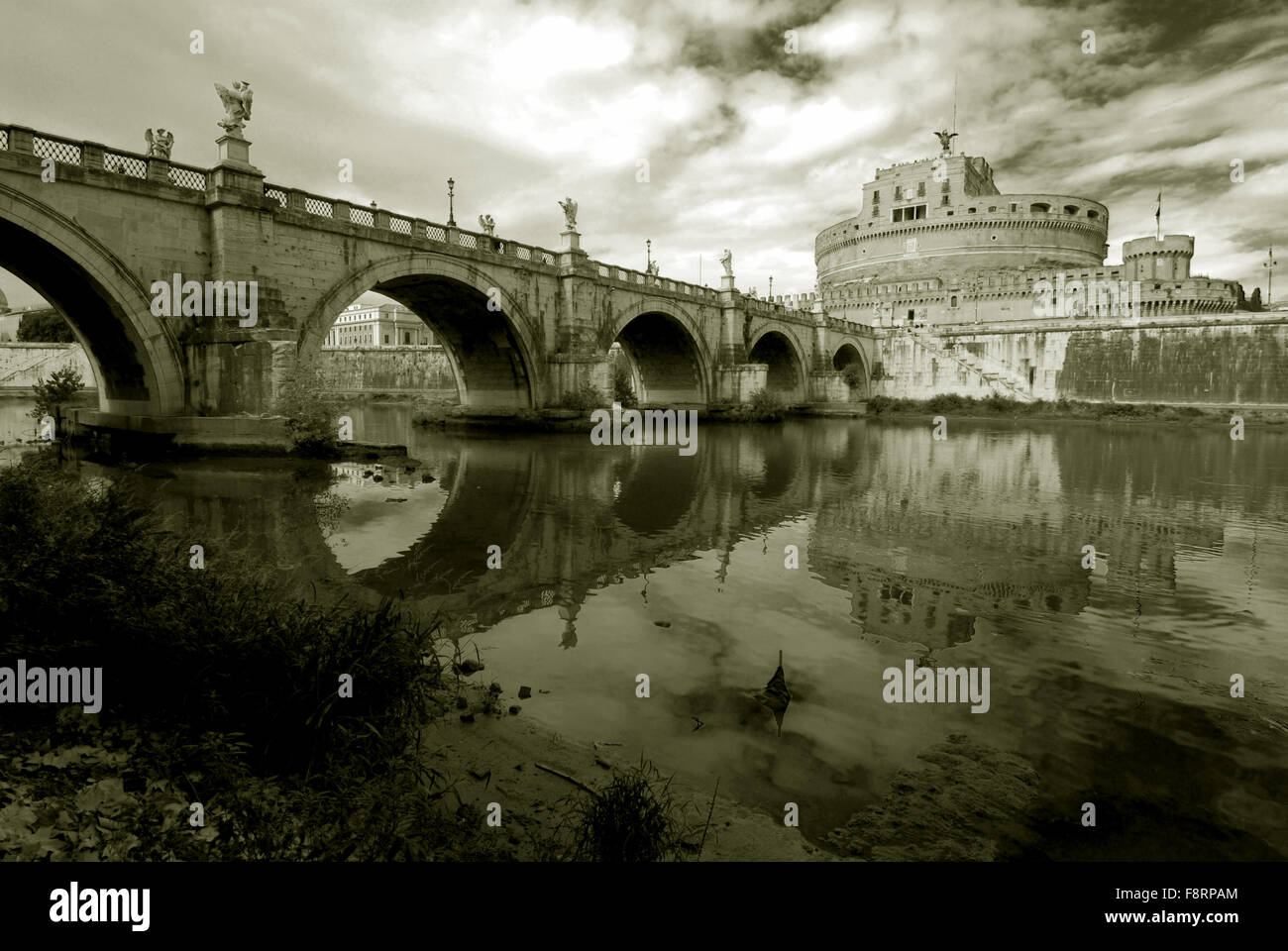 Rome, Castle saint angel Stock Photo - Alamy