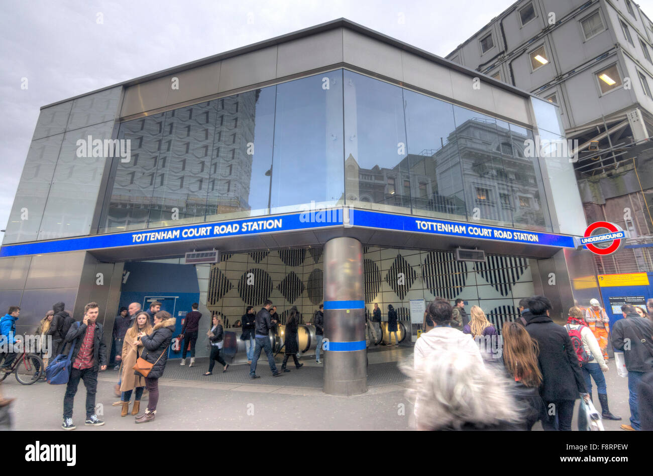 Tottenham court road hi-res stock photography and images - Alamy