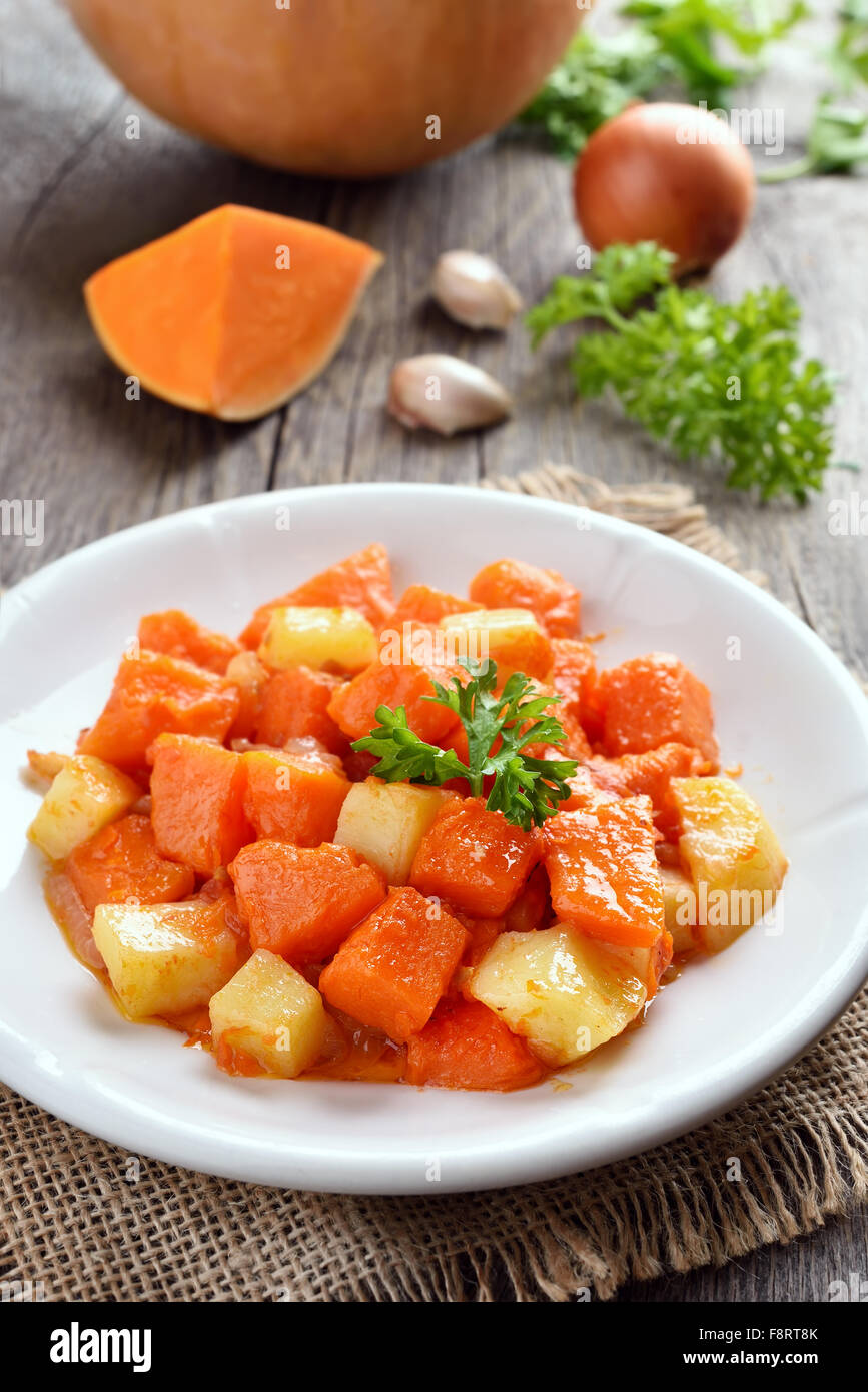 Potato ragout hi-res stock photography and images - Alamy