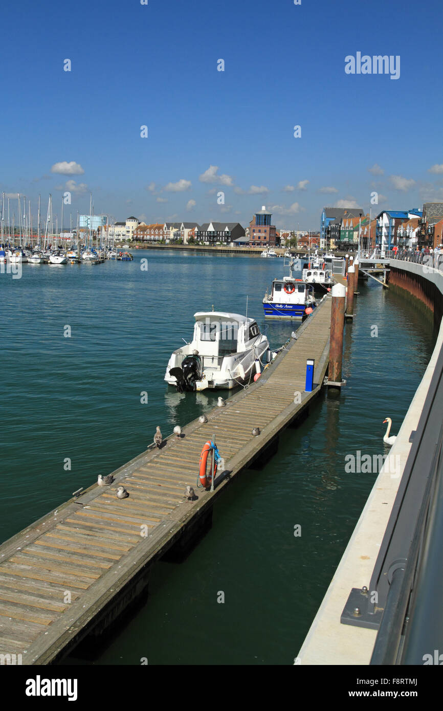 Littlehampton, West Sussex - looking upstream from the walkway beside ...
