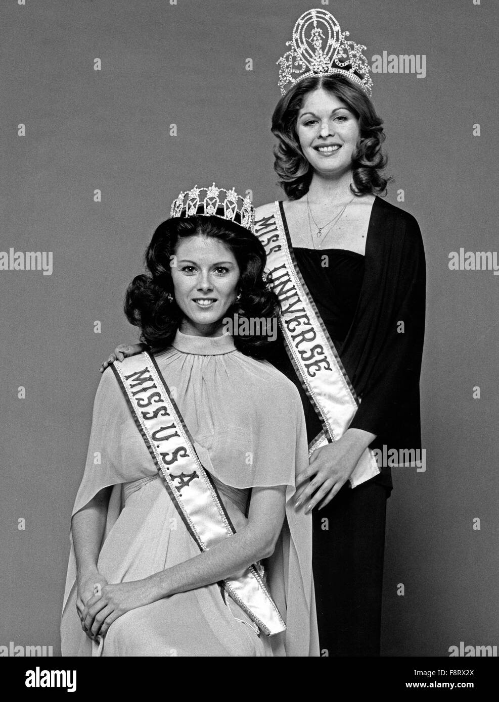 Barbara Elaine Peterson, Miss USA 1976 (links) und Rina Messinger, Miss ...
