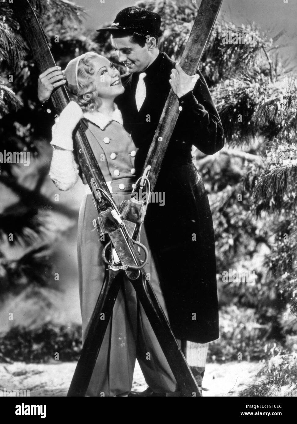 Wintertime, USA 1943, Regie: John Brahm, Darsteller: Cesar Romero ...