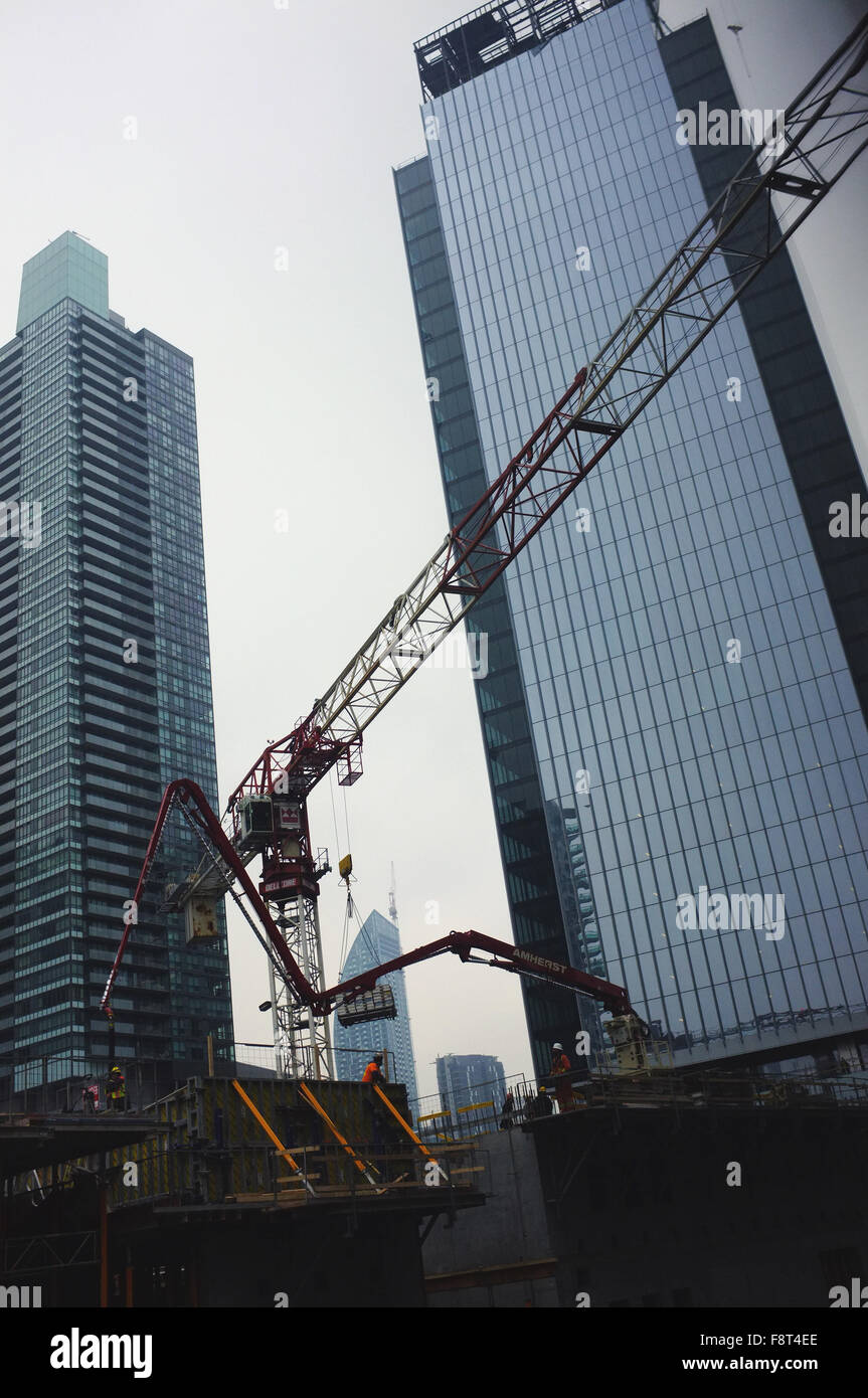 Toronto construction work hi-res stock photography and images - Alamy