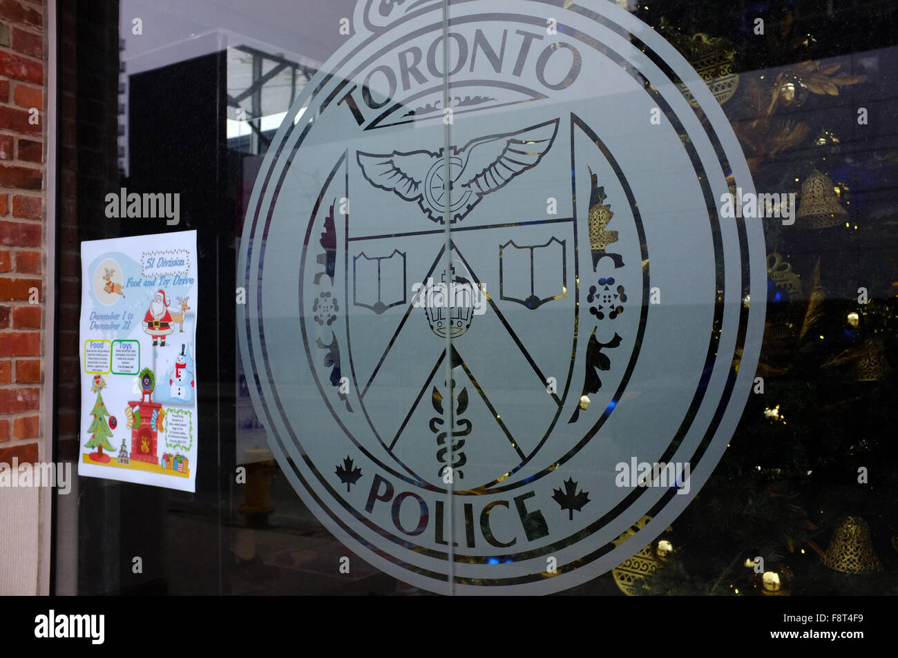 Toronto police badge hi-res stock photography and images - Alamy